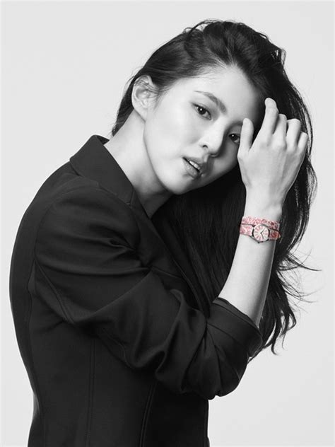 한소희 흑백 뚫고 나오는 고혹미 화보