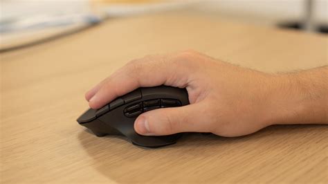 Logitech G604 Lightspeed Review