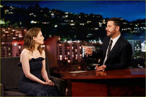 Gillian Jacobs Love Character Has Lots And Lots Of Issues Photo