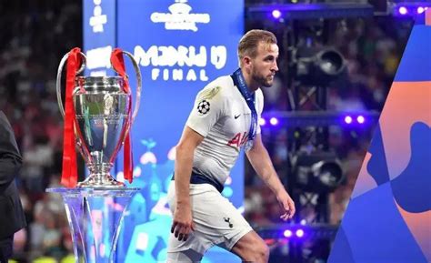 Harry Kane Wins First Trophy At 31