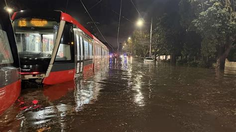 Heavy Rain Flash Flooding Hits Sydney As Ses Receives 850 Calls For
