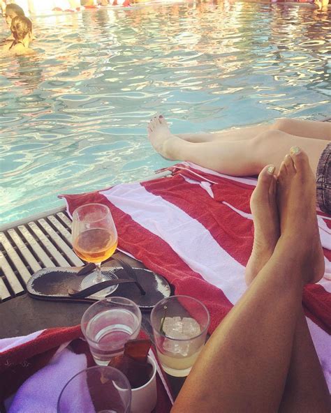 London Hughes S Feet I Piedi Di London Hughes Celebrities Feet