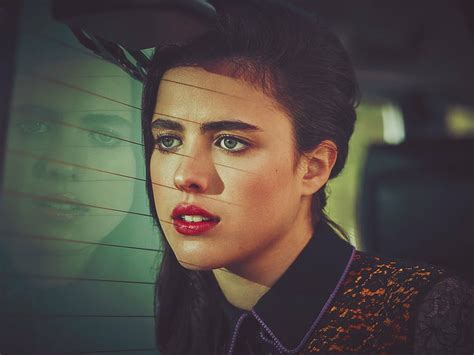 Atrizes Margaret Qualley Atriz Morena Cara Olhos Verdes Batom Hd Papel De Parede