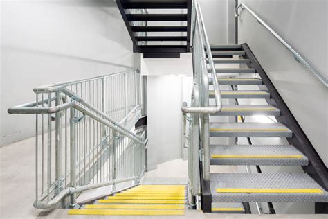 Lean On Moddexs Innovative Modular Barrier Solutions Architecture Now