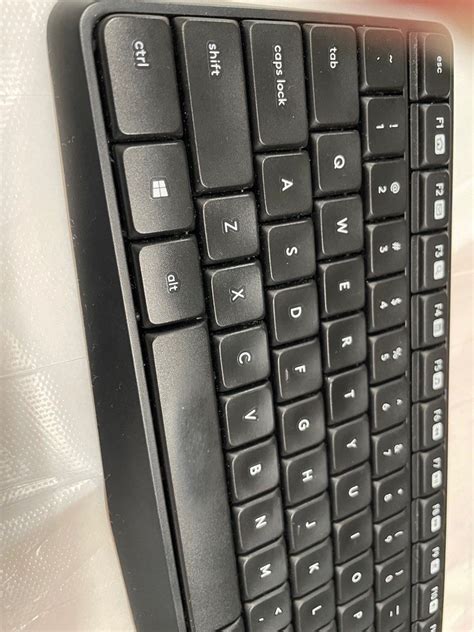 Logitech Silent Wireless Keyboard Computers And Tech Parts And Accessories Computer Keyboard On