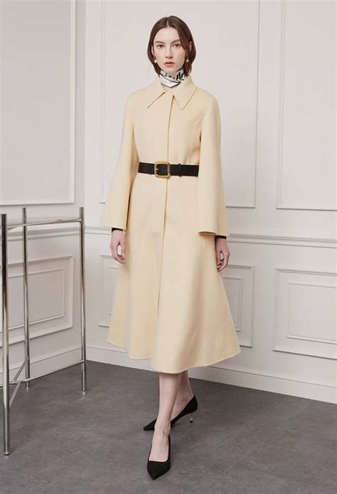 패션엔 [그 옷 어디꺼] 그해 우리는 노정의 엔제이표 드레시한 팻앤플레어 코트 어디꺼