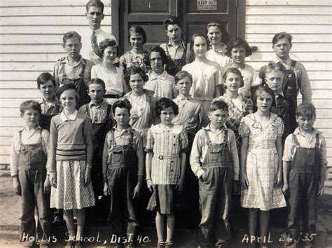 Whole School Picture 1926 R Oldschoolcool