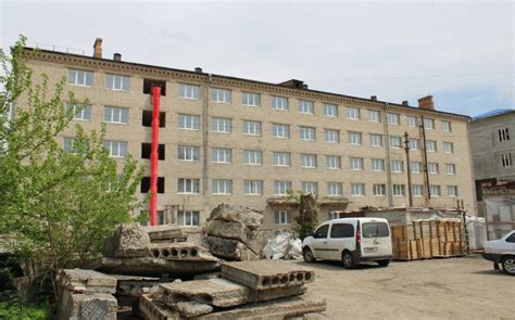 Окупанти зруйнували гуртожиток в Бахмуті