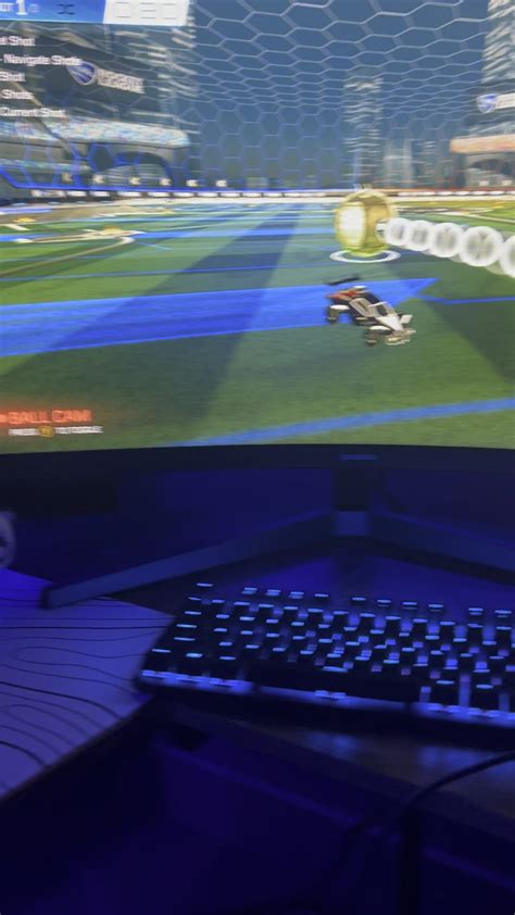 My Game Keep Stuttering I Dont Understand Why I Got This Pc For Christmas And I Really Dont