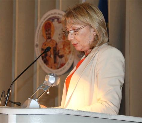 სადუნიშვილი თინათინ აკაკის ასული