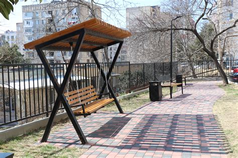 ისნის რაიონის გამგეობა ისნის რაიონის გამგეობამ ვაზისუბანში ოთხი მცირე ზომის სკვერი მოაწყო