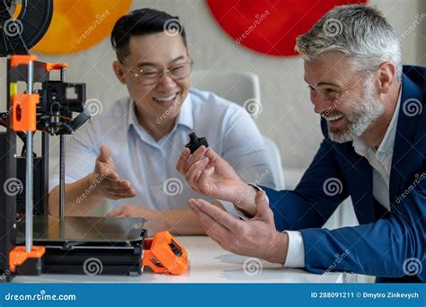 Innovative Industrial Engineers Using 3d Printer To Build Complex Component Stock Image Image