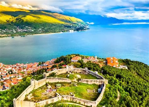 Best Of Balkan 5 Countries Mariposas Tour