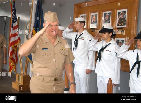 Us Navy Commander Us Pacific Fleet Adm Gary Roughead Renders A Salute To The Sideboys As