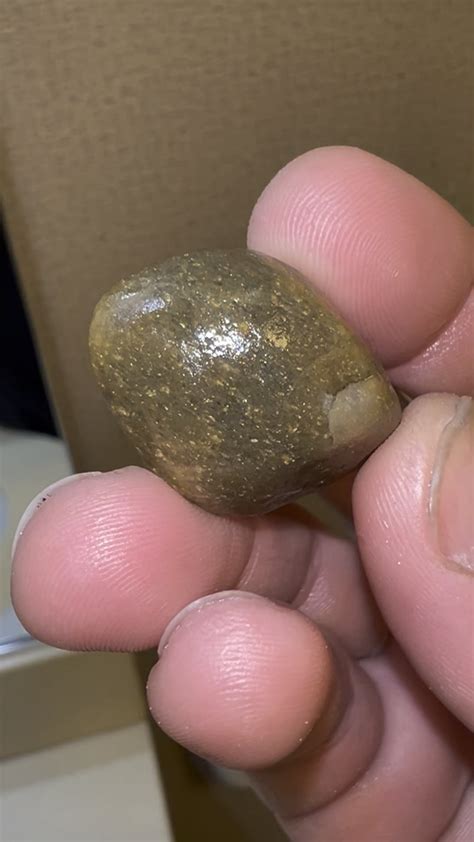 Green With Small Gold Flakes Small Red Hue In The Middle Rwhatsthisrock