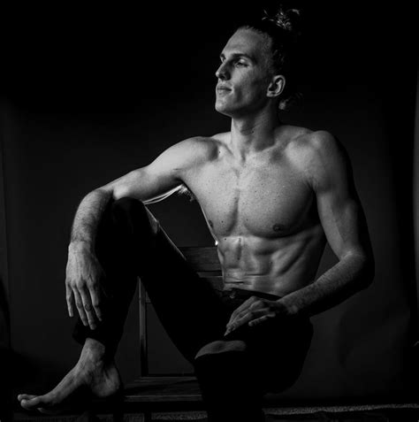 Hunter Lonigros Feet