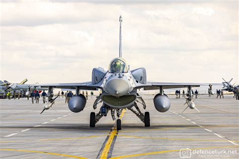 F 16 Block 60 Eurofighter Su 25 Ve F 4e2020 Terminatör Bir Arada