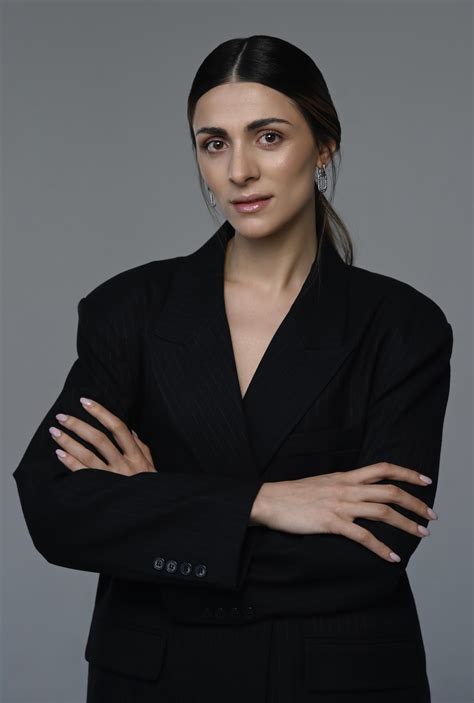 ՕՄԷ Դու էլ ես չէ՞ արդեն սիրում Օ՜ՄԷ ն Տեսեք ինչ ենք անում Բերում ես քեզ հետ ընկերներիդ