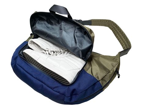 City Messenger Bag Fungolia
