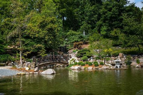 Illinois ‘crown Jewel Is Officially The States Most Beautiful Garden—famous For Its 12 Acre