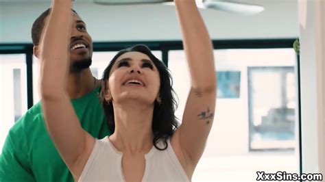 Liz Jordan And Rocket Powers Decide To Fuck Right Then And There Eporner