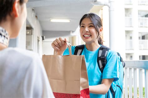ウーバーイーツ配達員の評価の見方とは？低評価が増えるとどうなる？ Bkb