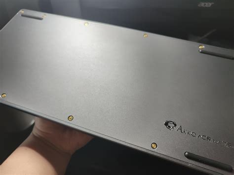 finally decided to build my own keyboard after doing a couple for