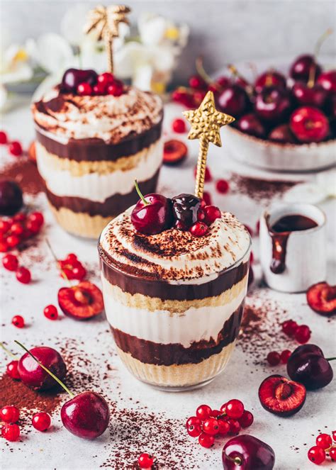 Vegan Tiramisu Dessert With Chocolate Cream Easy Recipe Bianca