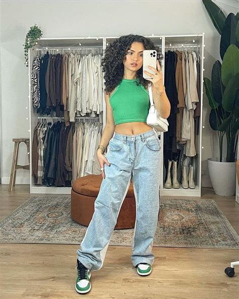 Olivia Calabio Estilos Chica De Pelo Rizado Estilo
