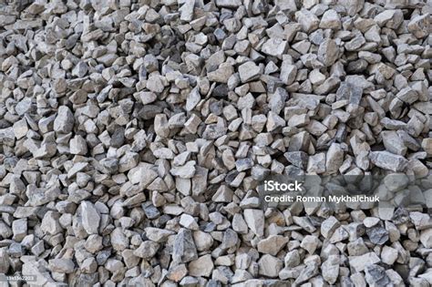 힙 그레이 분쇄 돌 자갈 길 건설 현장 전체 프레임 질감 배경 입방체에 대한 스톡 사진 및 기타 이미지 입방체 화강암 가까운 Istock