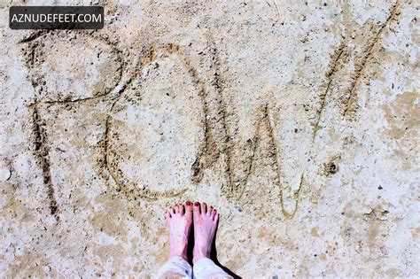 Deborah Foreman Feet Aznudefeet