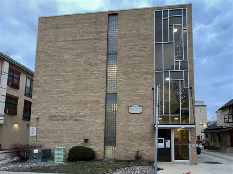 Uw Campus Houses For Rent Large Campus Houses