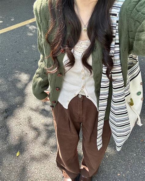 Pin By Minaju On 옷 In 2025 Stylish Outfits Fashion Outfits Fashion