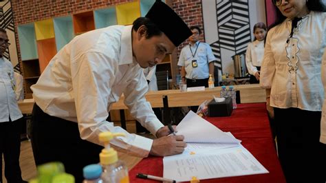 Structural Management Of Fia Ui Signs 2023 Performance Contract Faculty Of Administrative