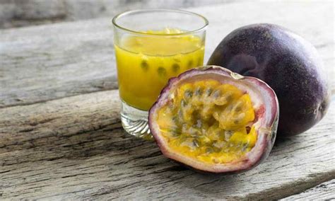 A Handy Guide To Hawaiian Fruits