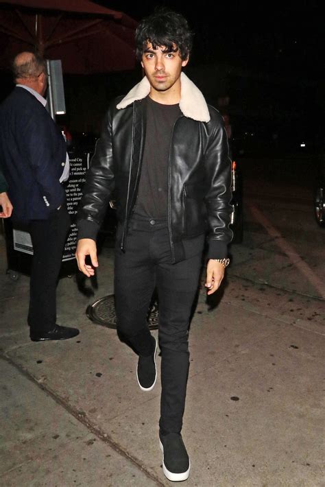 11 Best Leather Jacket Outfit Ideas Leather Jacket Outfits For Men