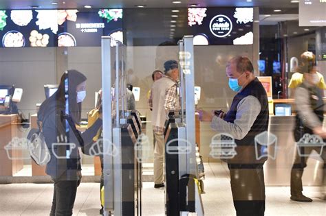 What Is A Fast Food Restaurant Kiosk Ordering System