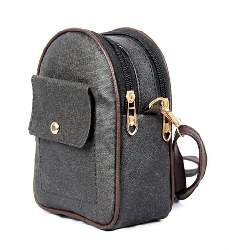 Grey Polyurethane Ladies Cross Body Bag 350gm Size 826x 31x 591