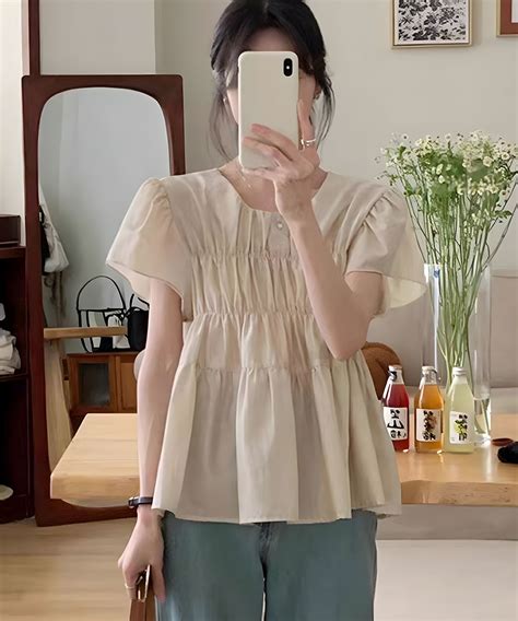 디어로우 러블리💖 메이스 U넥 벨소매 셔링 캉캉 블라우스