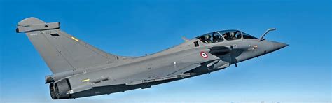 Premiers Rafale F4 1 Dans Larmée De Lair Et La Marine Magazine Raids