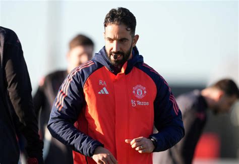 Manchester United Need To ‘clear Space Before Targeting Options