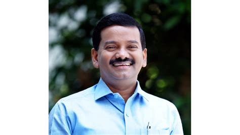 പുതമൺ പാലത്തിന് സമാന്തരമായി താൽക്കാലിക പാലം നിർമ്മിക്കുന്നതിന് അനുമതി പ്രമോദ് നാരായണൻ എംഎൽഎ