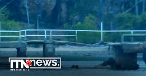 ත්‍රිකුණාමලය නාවුක හමුදා කඳවුරේ ජැටිය කඩා වැටෙයි Itn News