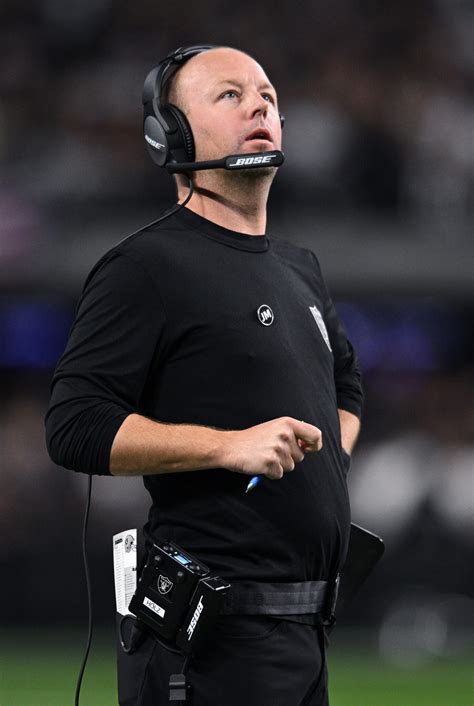 Titans To Hire Nick Holz As Oc