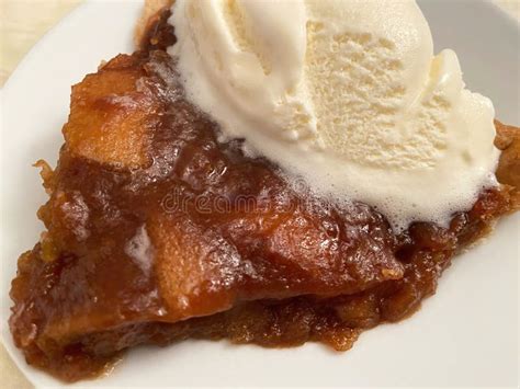 Apple Pie A La Mode Dessert Stock Image Image Of White Apple 282935805