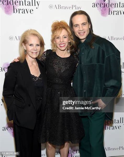 Daryl Roth And Jordan Roth Photos And Premium High Res Pictures Getty
