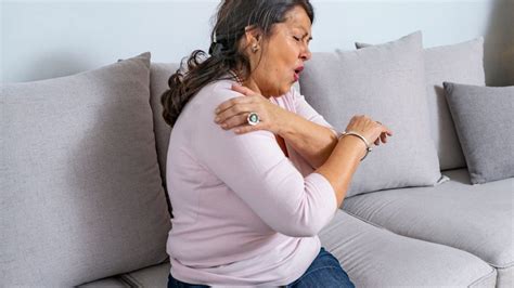Easy Bursitis Knee Treatment Exercises To Ease Knee Pain