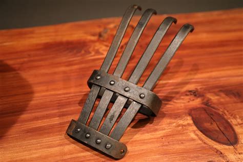 Ninja Glove Hook Tekko Kagi Handcrafts Ninja Store Japan