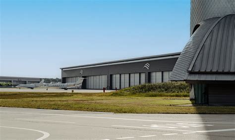 Marlon Clickfix Brightens Farnborough Airports New Domus Iii Hanger Glass News