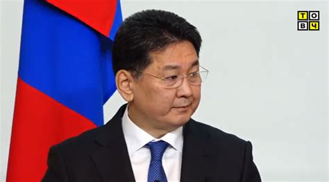 Live Монгол Улсын Ерөнхийлөгч У Хүрэлсүх төрийн дээд цол одон медаль гардуулж байна